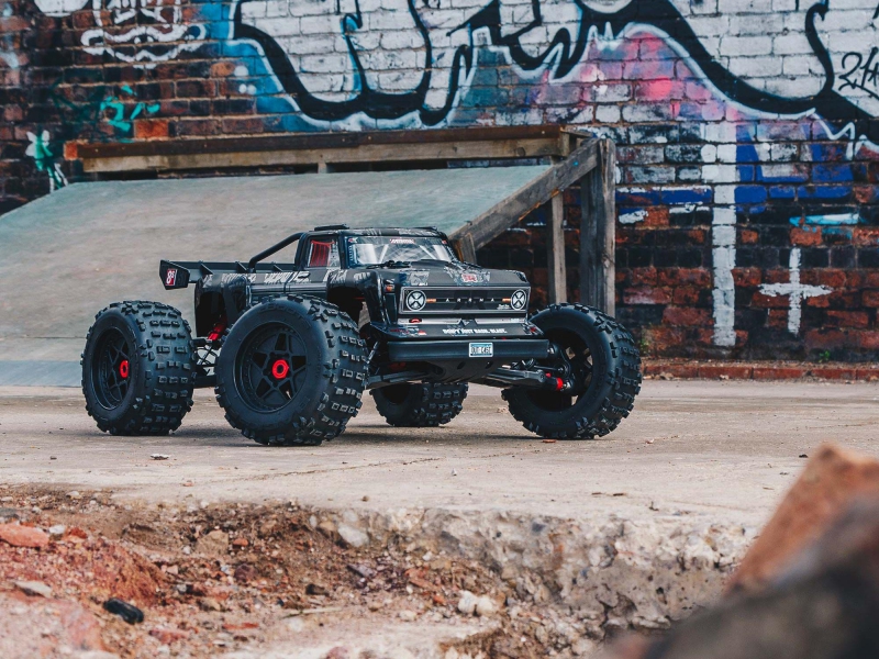 Arrma - Outcast 4X4 1/5 EXtreme Bash Roller Stunt Truck, Black ARA5210B ...